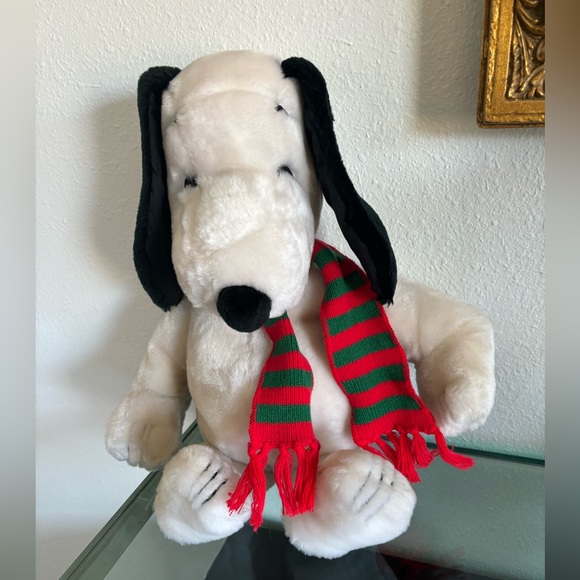 Peanuts | Toys | Vintage 963 Holiday Snoopy | Poshmark